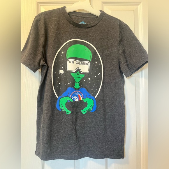 thereabouts | Shirts & Tops | Gray Vr Gamer Alien Kids Tshirt | Poshmark